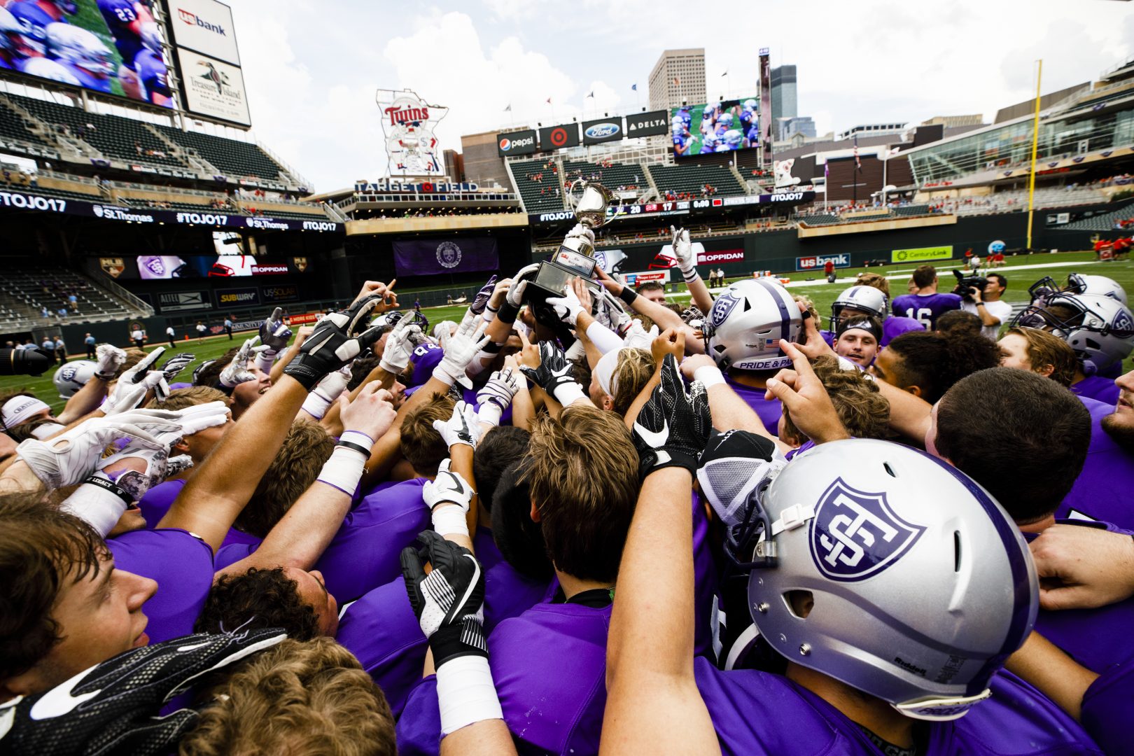‘The Target Field Game’: One of Division III’s biggest football ...